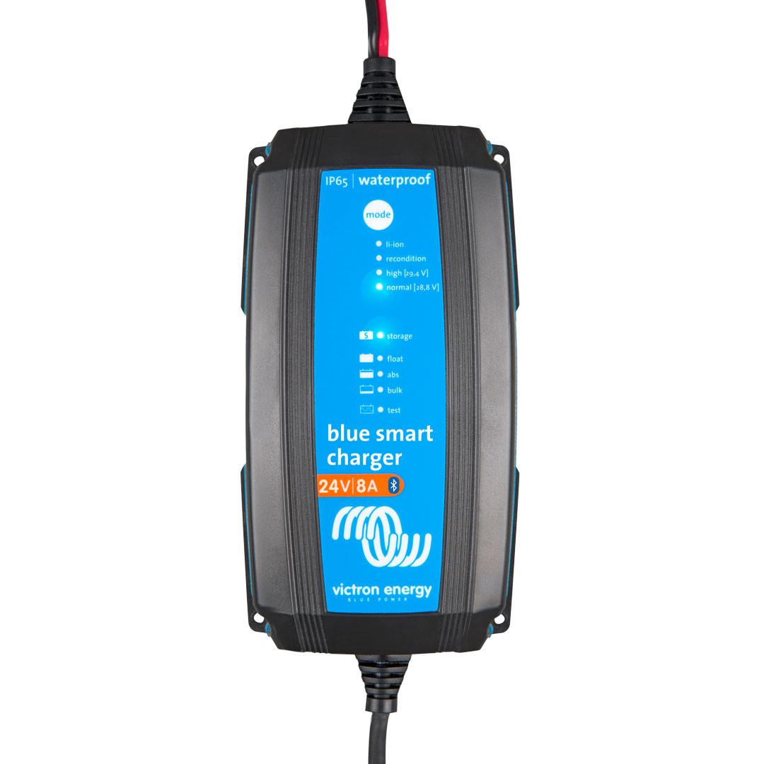 Blue Smart IP65 Charger 24/8(1) 120 NEMA - Marine Solar Energy